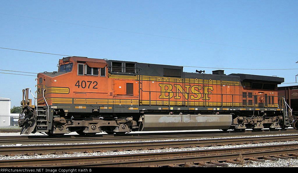 BNSF 4072